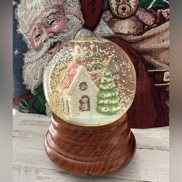 Holiday | Vintage Snow Globe | Poshmark
